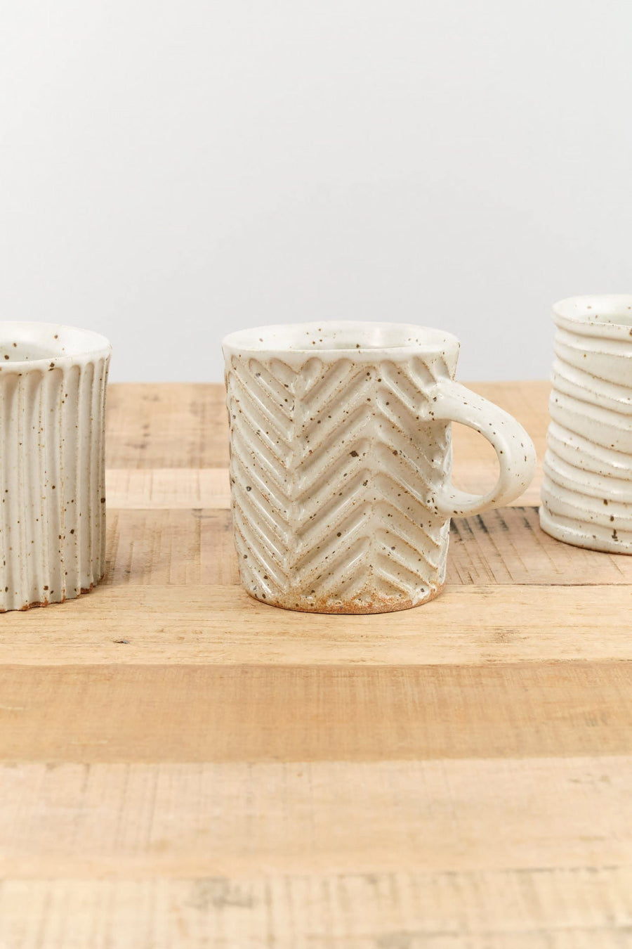 Mt. Washington Pottery Chevron Mug in Speckled White – Cedar & Hyde ...
