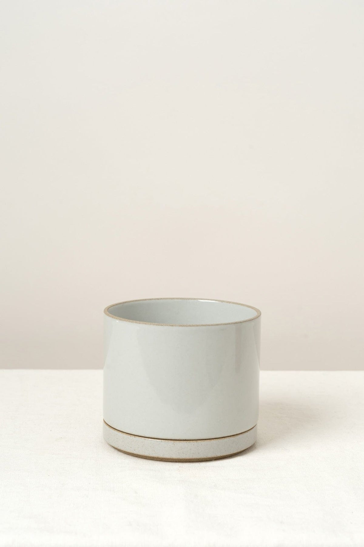 Hasami Porcelain Large Planter in Gloss Gray
