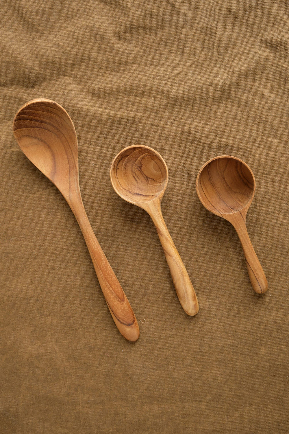 Be Home 5 inch Teak Round Scoop